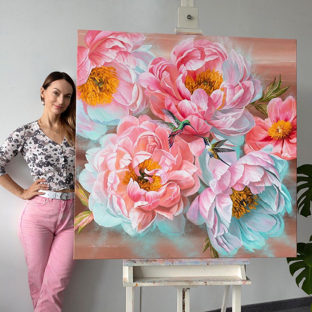 Ira Volkova's Artwork Feels Larger Than Life - https://everydaymonkey.com