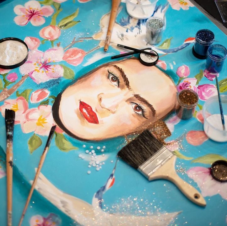 Ashley Longshore's Art is Refreshingly Honest - https://everydaymonkey.com