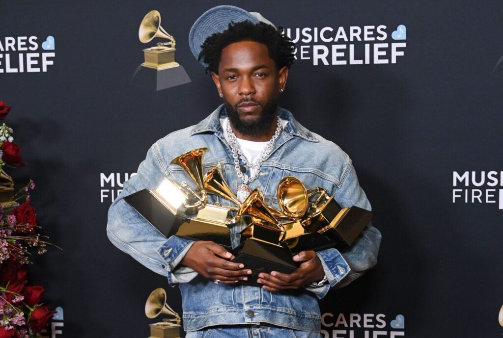 Kendrick Lamar's Flared Jeans Steal the Spotlight at Super Bowl ...